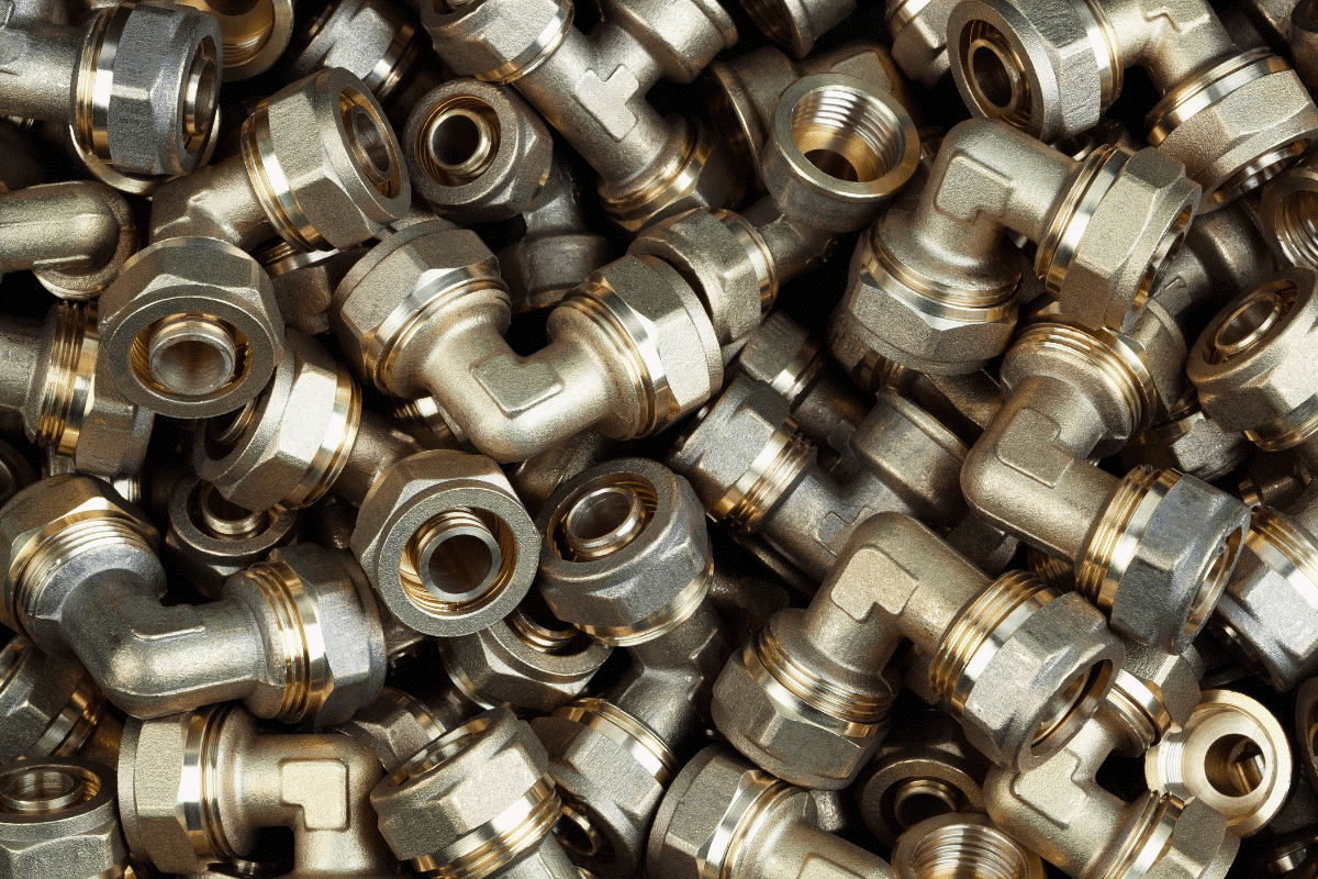 5 Essential Factors for Choosing the Right Pipe Fittings